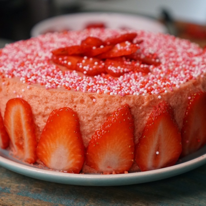 La recette de la mousse de fraises très légère 4 ingrédients ...