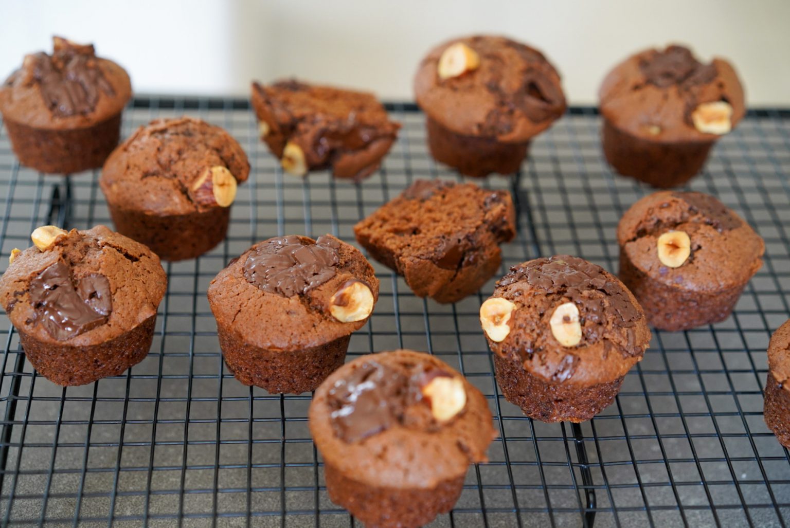 Recette des muffins double chocolat et noisette - HerveCuisine.com